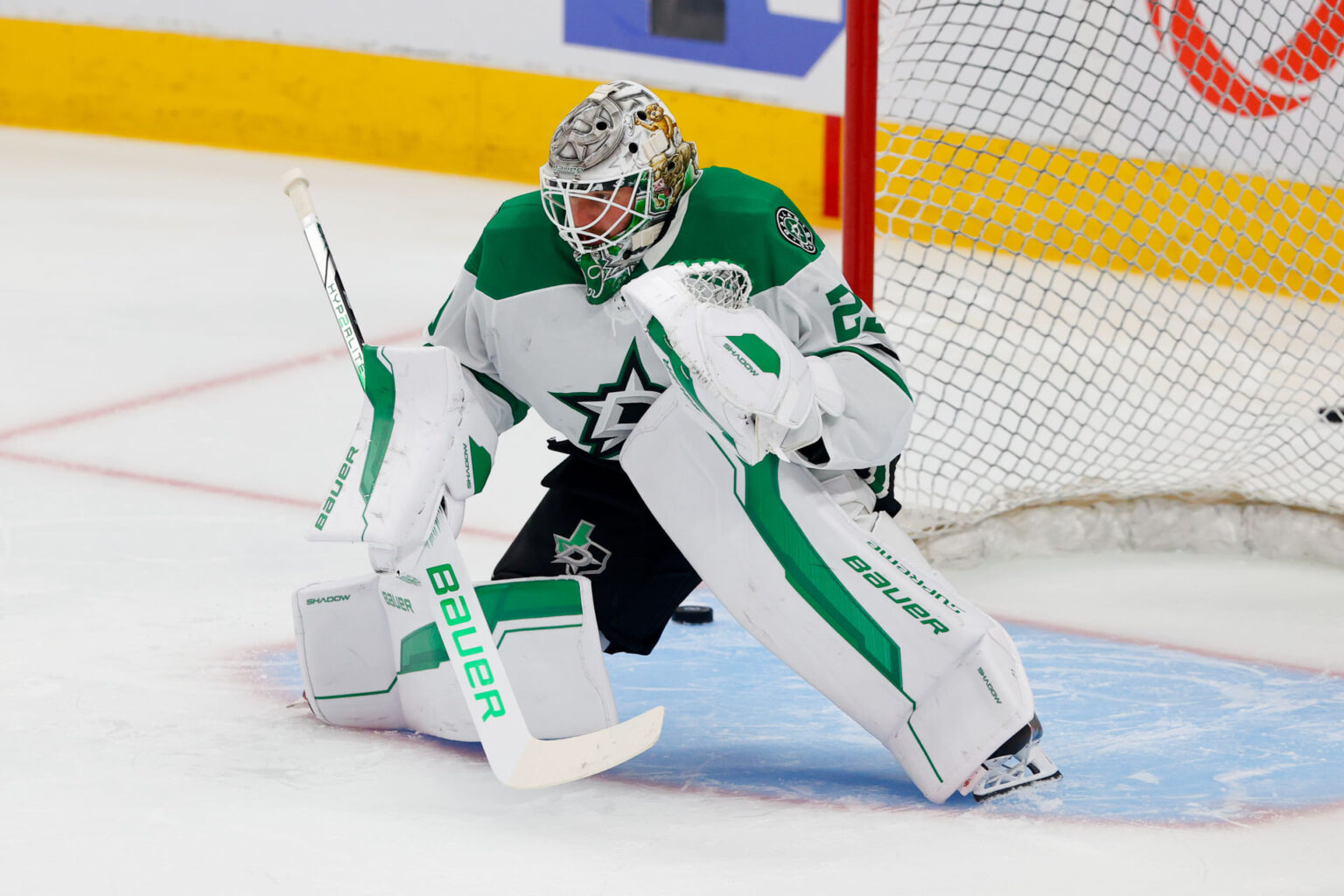Jake Oettinger's Path to Redemption: How Playoff Adversity Forges a ...